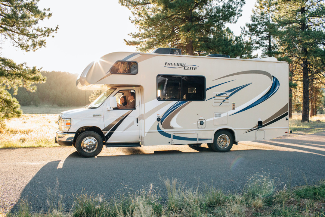 Tempolimits Caravan: Wie schnell darf ich fahren?