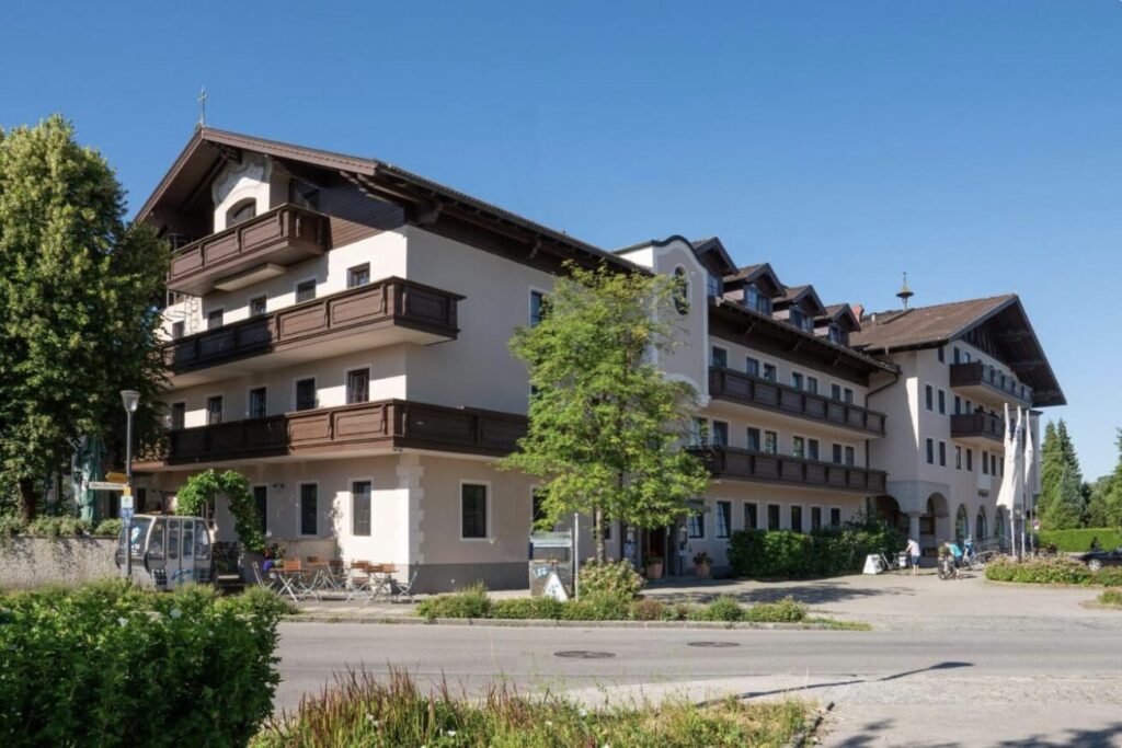 Stilvolle Gunstig Ubernachten Auf Dem Weg Nach Italien Ebenbild
